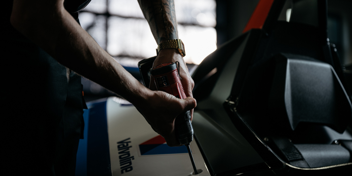 How To Keep Your Racecar In A Tip-Top Shape - Valvoline™ Global KSA - AR