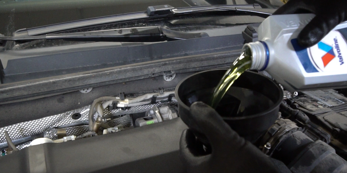 Engine Oil Selection: Factors To Consider - Valvoline™ Global KSA - EN