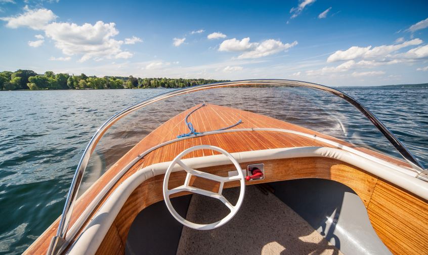 How to Winterize Your Boat - Valvoline™ Global