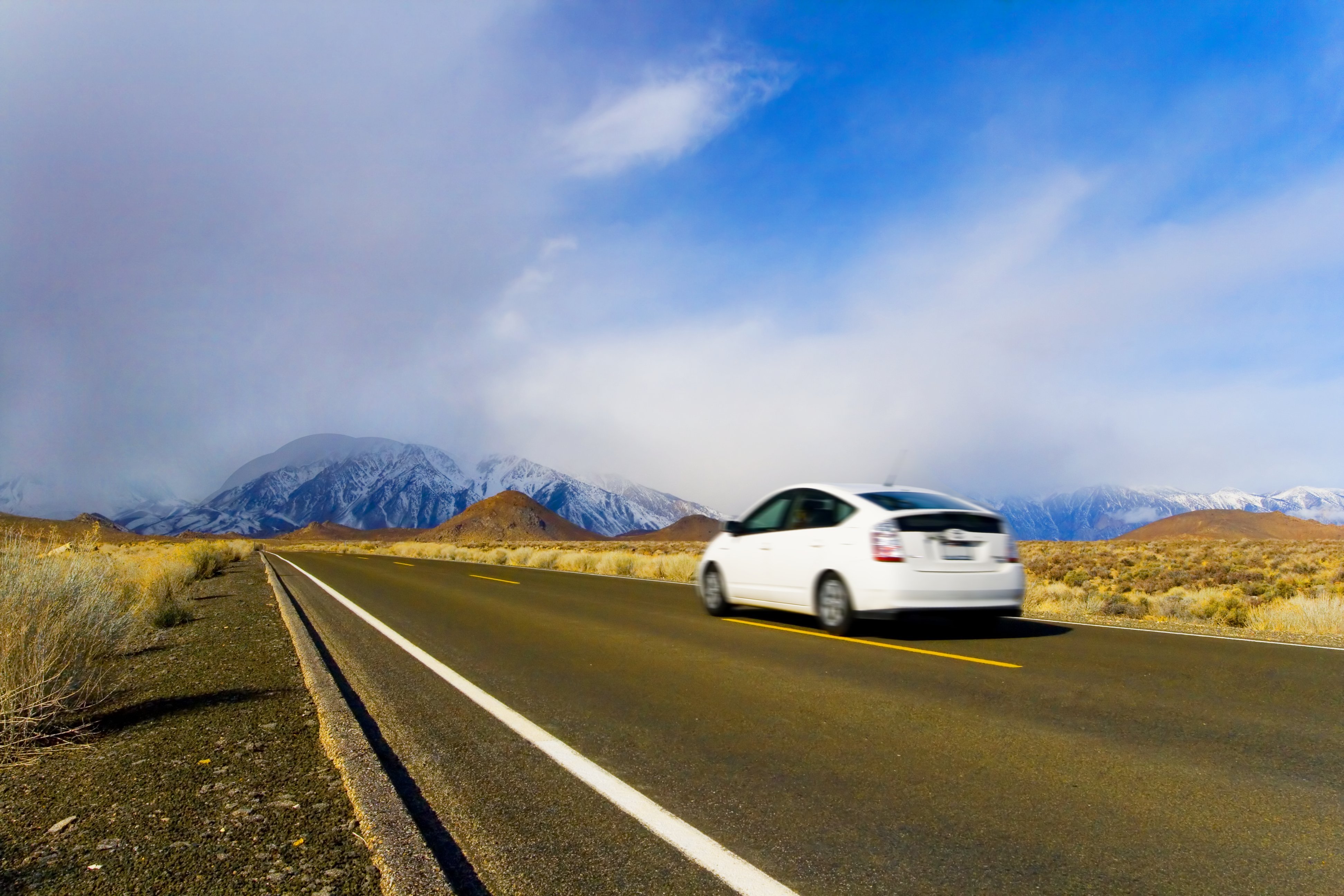 Unique Challenges of Hybrid Cars - Valvoline™ Global