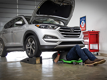 Full-Service Oil Changes vs. DIY: Which is More Cost-Effective ...